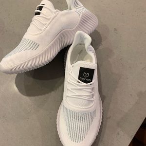 puregemco | Shoes | Men Mesh Breathable Laceup Trending Sneakers Shoes ...